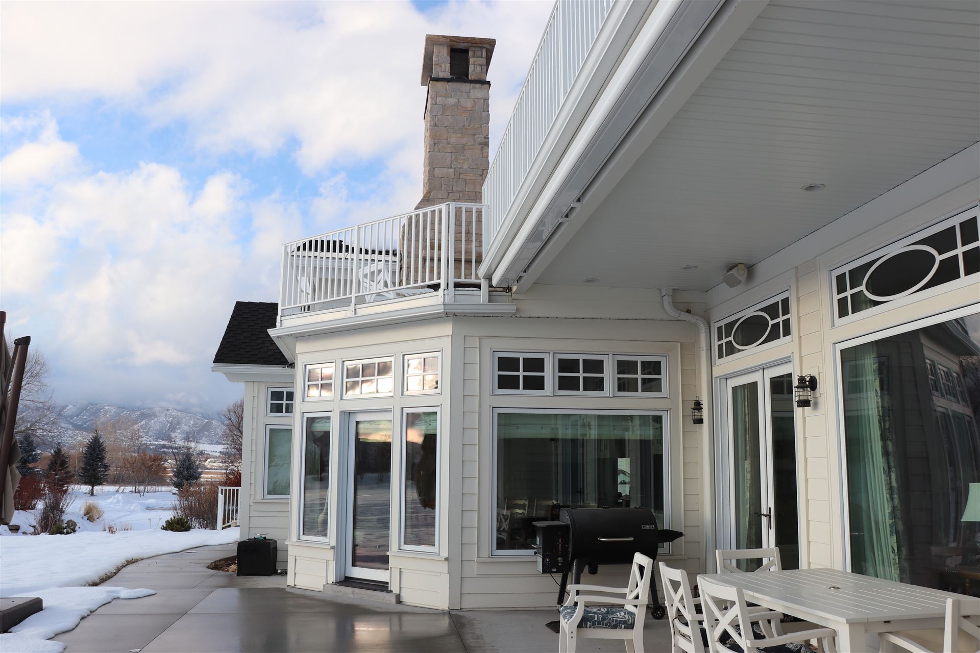 Locations Hub - The Summerhouse Farms