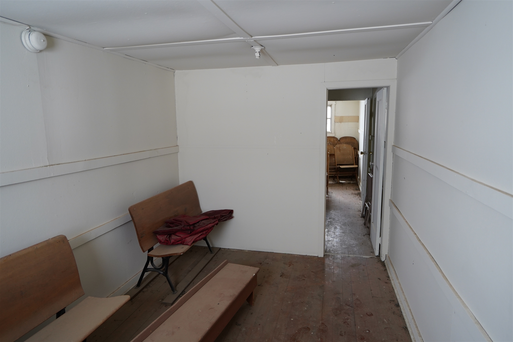 Locations Hub - Manderfield Church