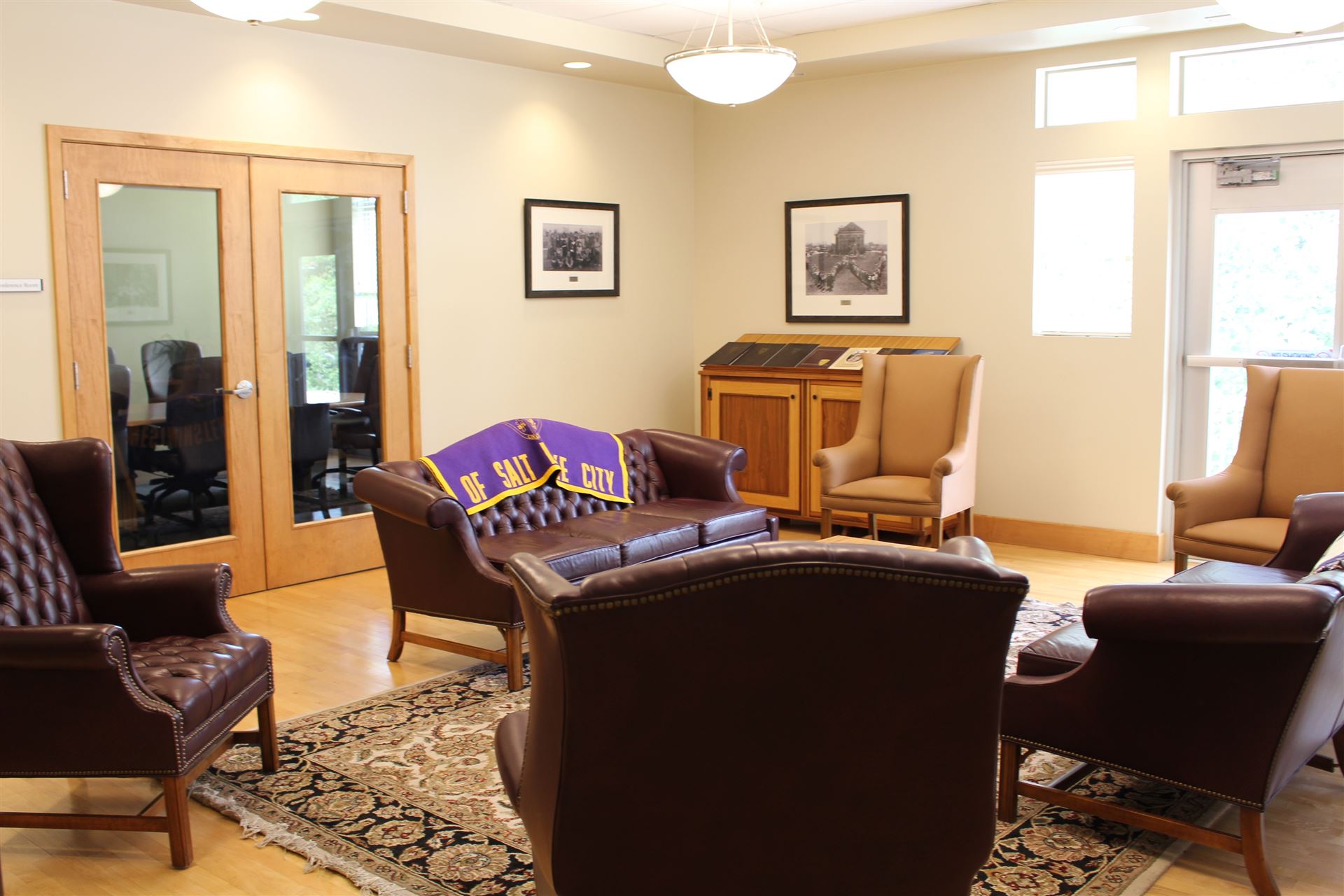 Locations Hub - Westminster-Alumni House