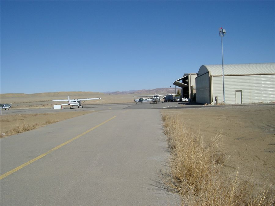 Locations Hub - Moab Airport