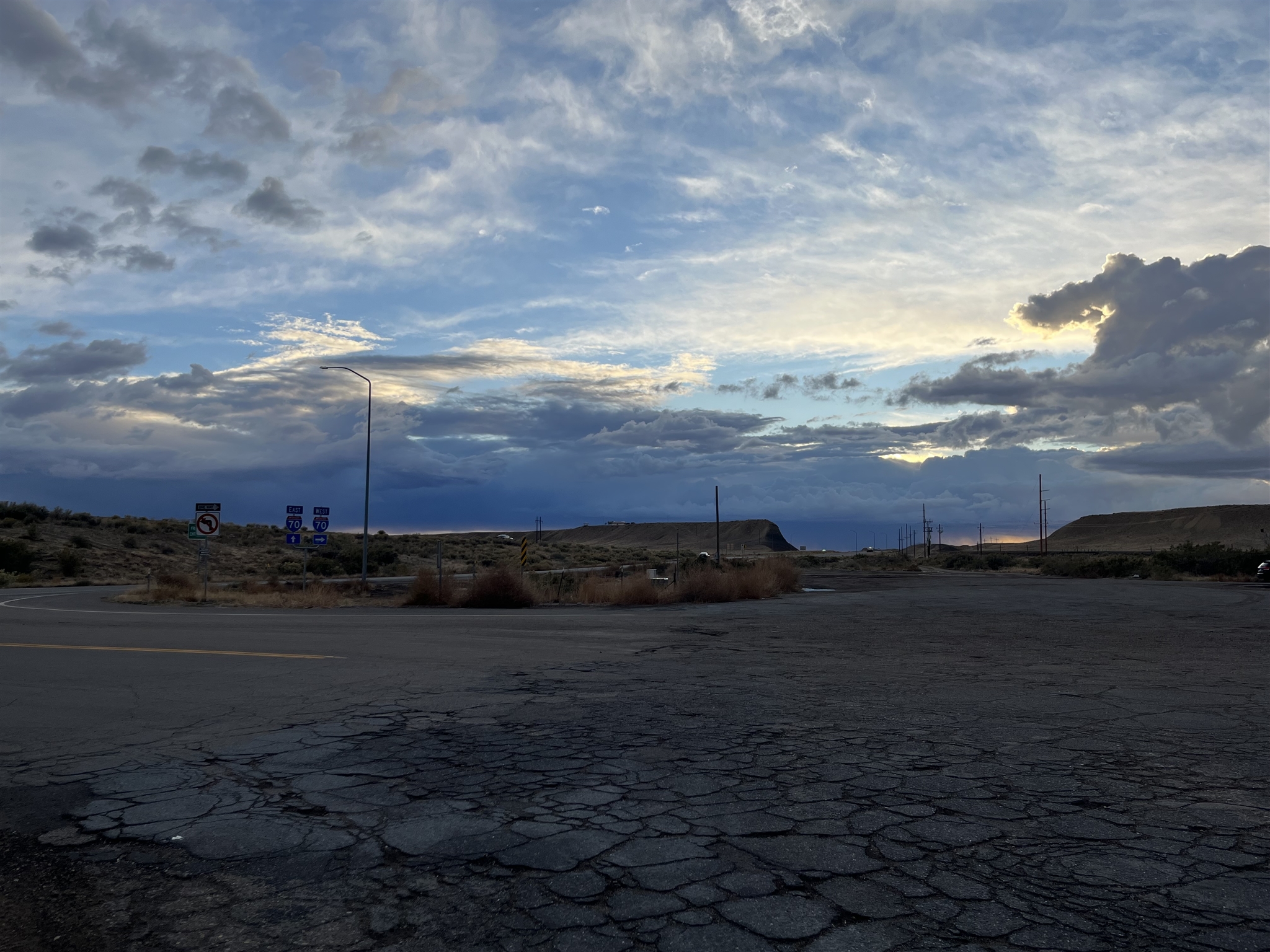 Locations Hub - Crescent Junction - Gas Station