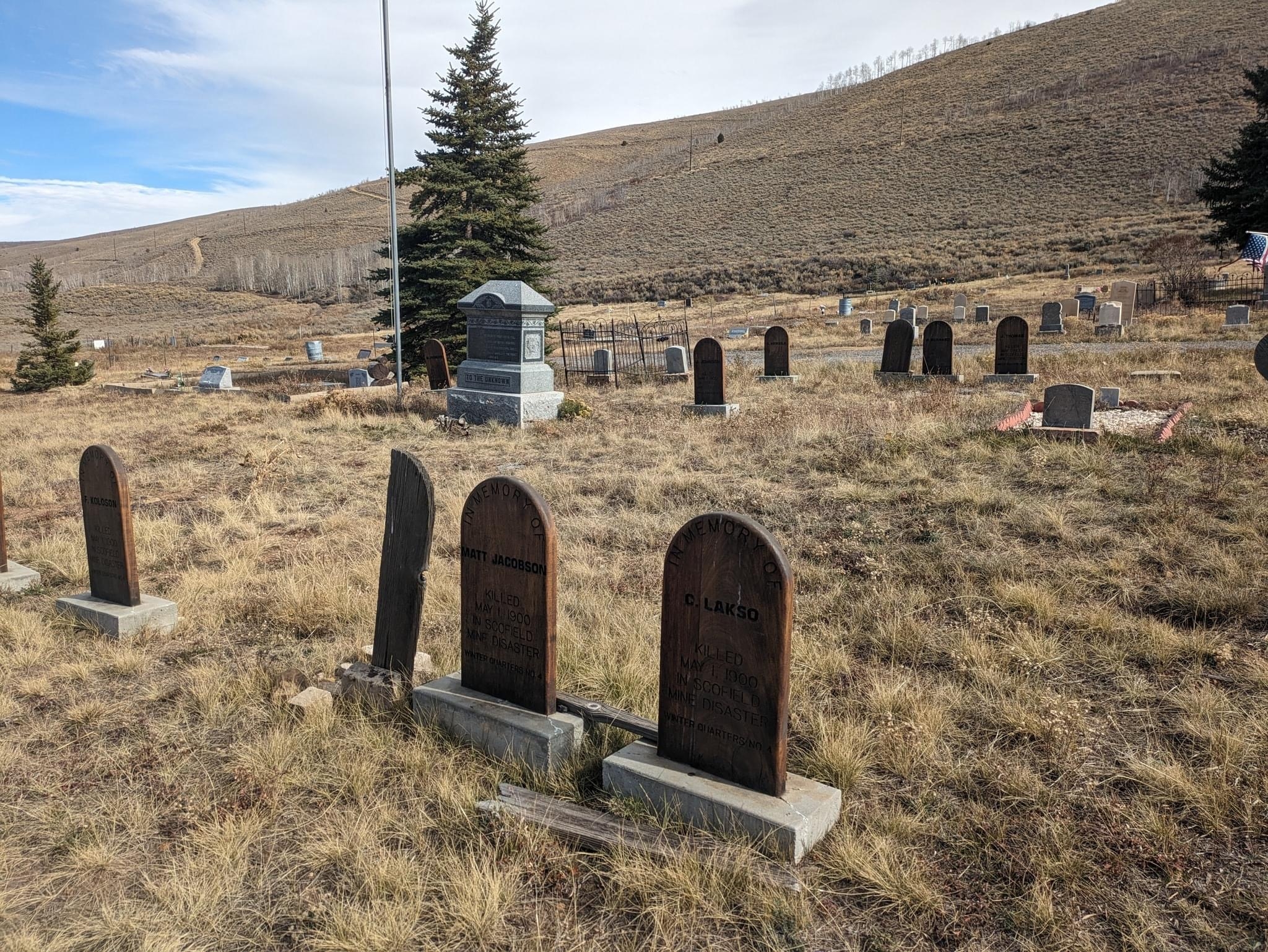 Locations Hub - Scofield Cemetery